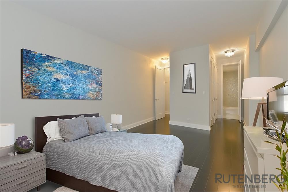 58 West 58th Street Central Park South New York NY 10019 - R New York