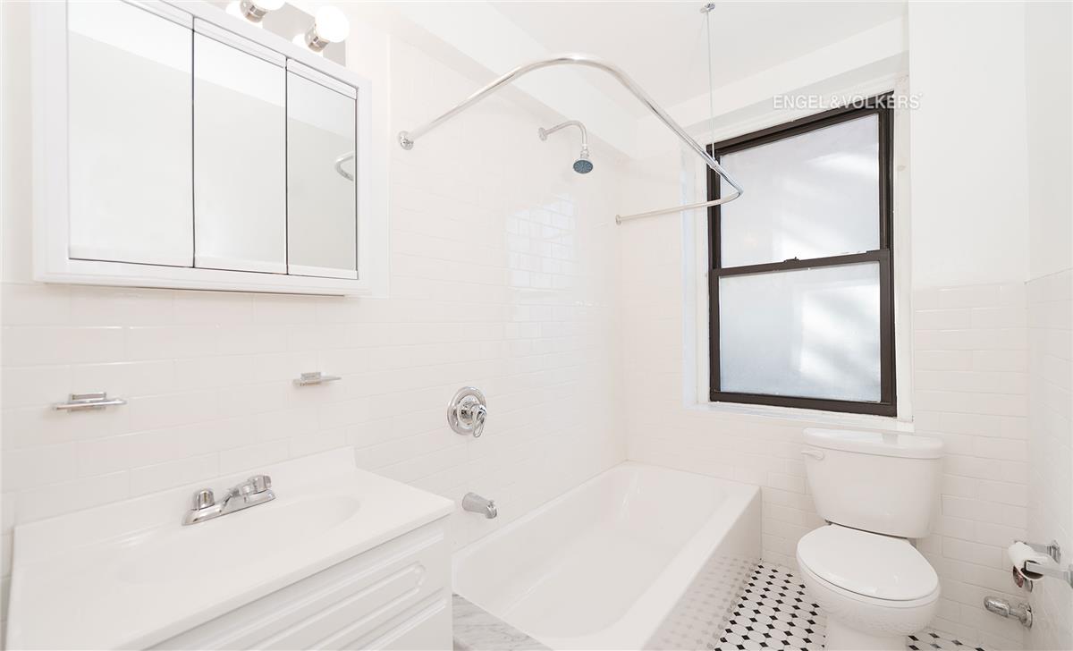 910 Grand Concourse, #2-A, Bronx, NY 10451 (Rented NYStateMLS Listing ...