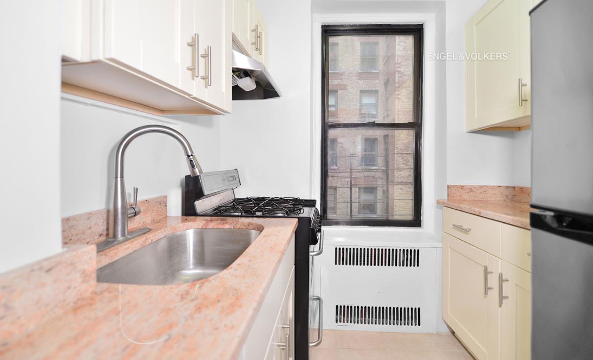 910 Grand Concourse, #2-E, Bronx, NY 10451 (Rented NYStateMLS Listing ...