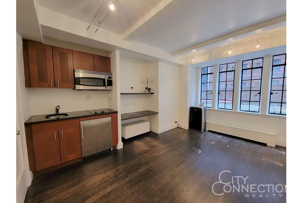 314 East 41st Street 203-A Tudor City New York NY 10017 - Vertical Real ...